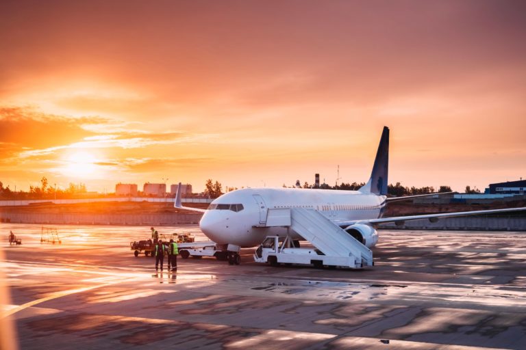 Flight Tracker Status Airport Parking Guides